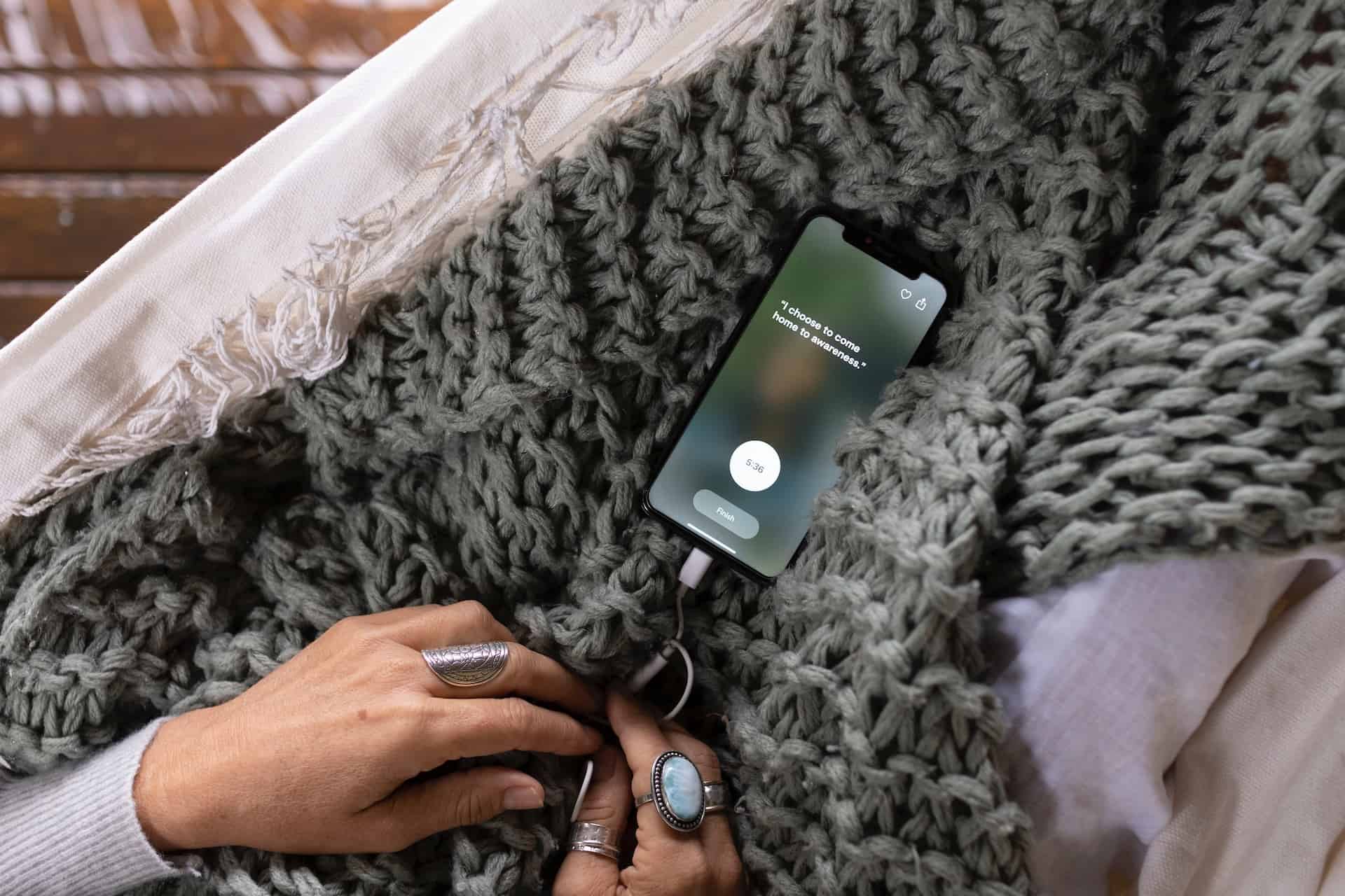 10 Best Meditation Apps: Find Peaceful Meditation – Shot of Joy
